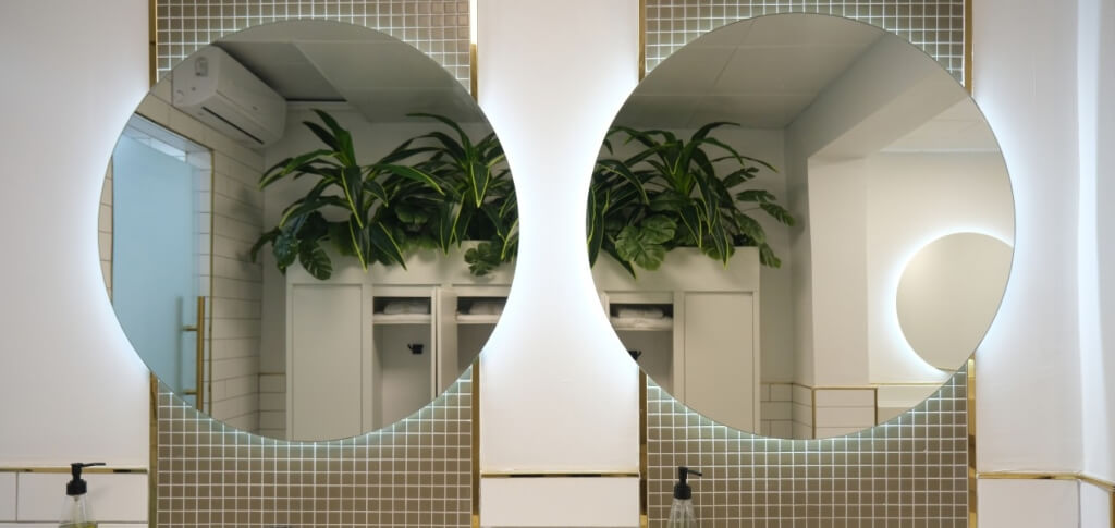 Redefine Your Interiors with Bespoke Mirrors – GH Interior Glass