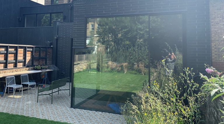 Structural glass and glazing specialists in the UK – GH Interior Glass